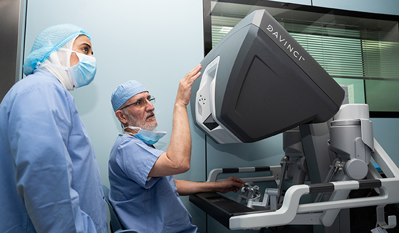 HMC Performs Advanced Robotic-Assisted Bypass Surgeries